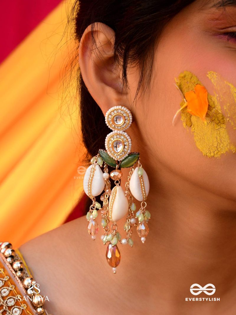 Divyaan- The Celestial Dreamdust- Shells, Beads, Polki And Kundan ...